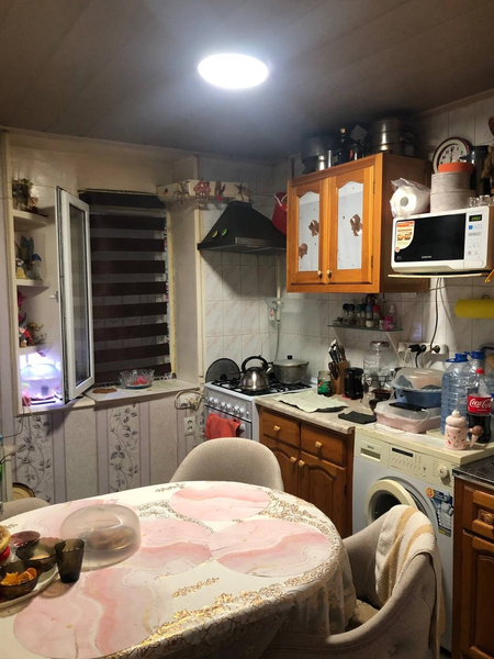 Продам 1 комнатную кирпич Чиланзар 1 , ор-р Хамкорбанк