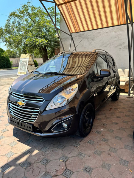 Spark 4 avtomat 2019 yil 8600$