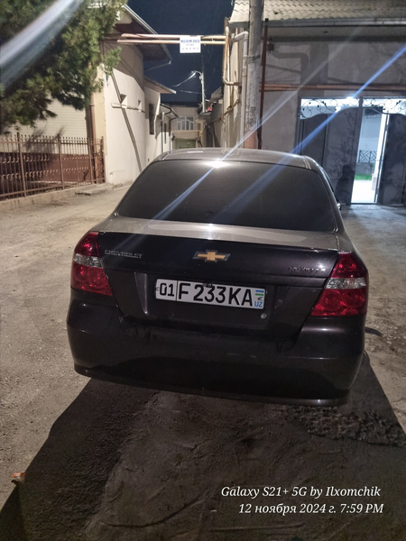 Nexia 3 sotiladi avtomat