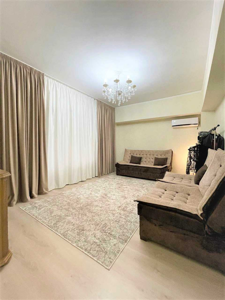 Квартира в аренду в  центре Ц7 ЦУМ 2ком/4этаж/9этажка