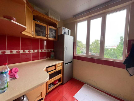 Срочно продаётся квартира 4/5/9 на Мирабадском р-е Госпитальный(J2619)