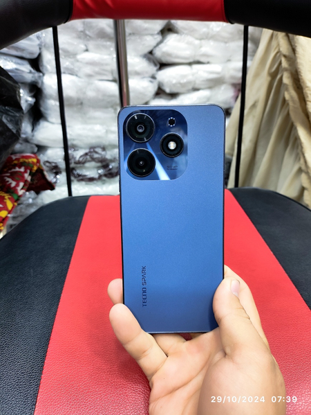 Texno Spark 10 pro sotiladi