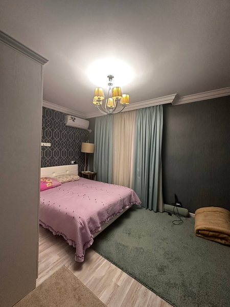Новомосковская Продам 2/1/4 катта дархан 3