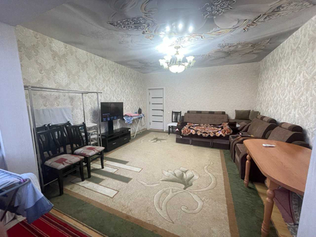 Продаётся 3х комнатная квартира 72м2 с ремонтом Паркентский [156735]