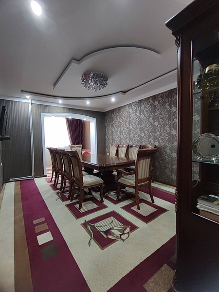Продаётся каартира,банковский дом
