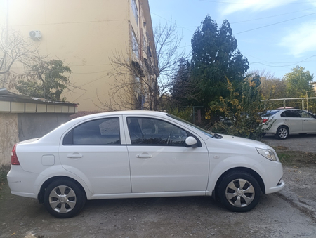 Nexia 3 2chi pozitsiya sotiladi!
