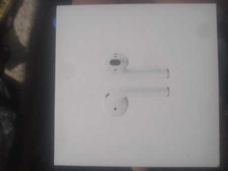 Airpods 2.1 sotiladi