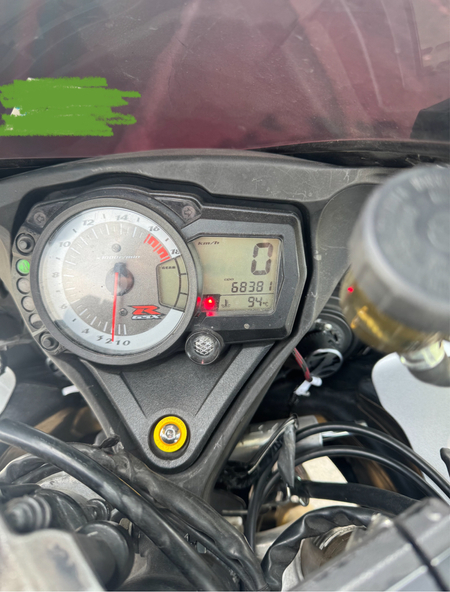 Suzuki Gsx-R k8 (600cc)