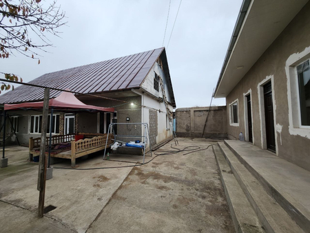 Gazalkent Hovli Uy sotiladi