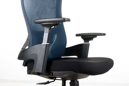 Офисное кресло ERGO Cody HB Blue 3D