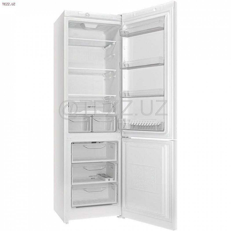 Холодильник Indesit DS 4200 W