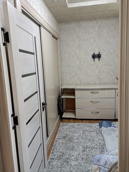 Продается 2-х ком.квартира в Алмазарском районе Кара камыш 2/3, 1 этаж