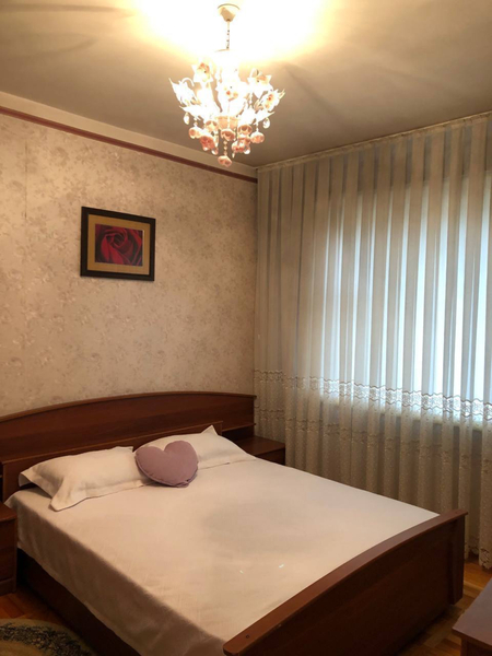 Продается 3/4/5 на Садык Азимова