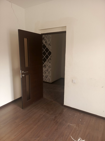 Food sety yaqini yangi gulzor 3 xonali kattej arendaga beraman