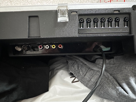 Yasin Smart tv 32 inch 2023 model