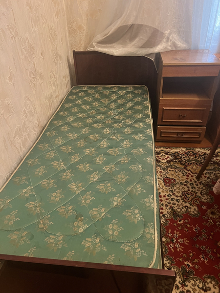 Продам 2 матраса. БУ 90*200.