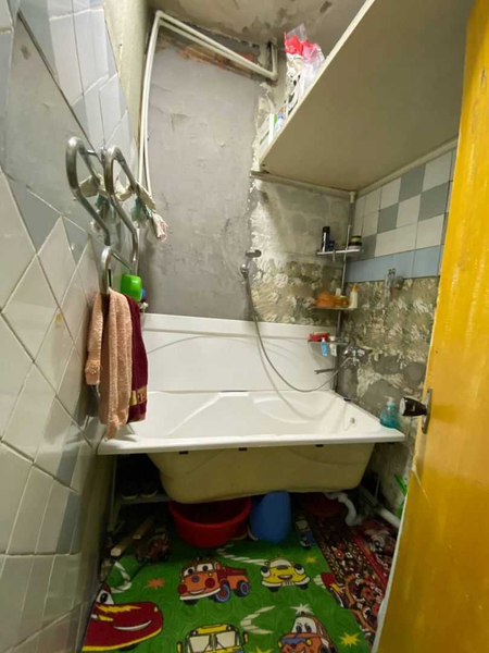 Мирзо Улугбек ТТЗ-1 . Срочно  продается двухкомнатная квартира (J3283)