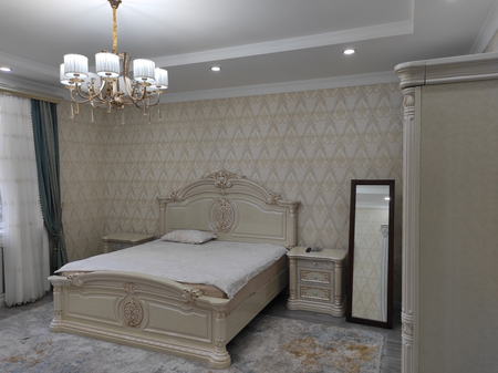 New building 4 room  metro Oybek  imperial resident complex