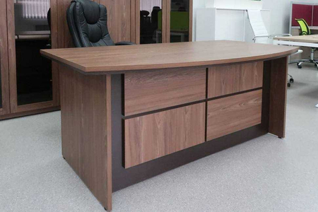 Офисный стол из Loft