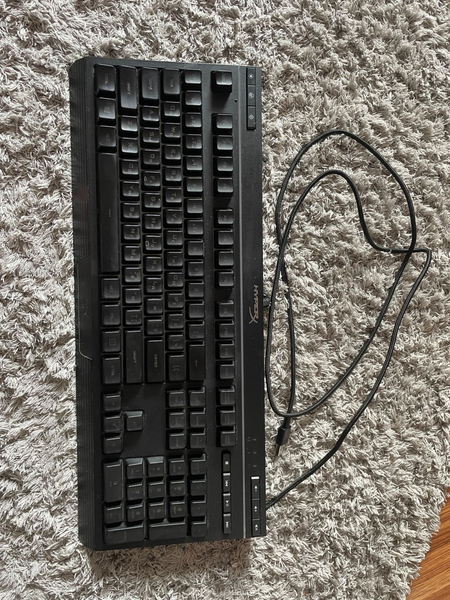 Игровая Клавиатура Hyperx Alloy Core RGB в идеальном состоянии