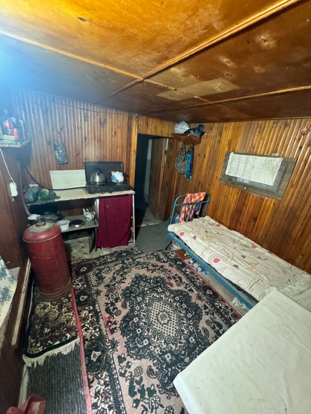 Dala hovli sotiladi