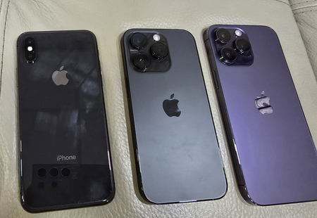 Продаются телефоны б/у  IPhone 10,  12, 15, 15 pro max.