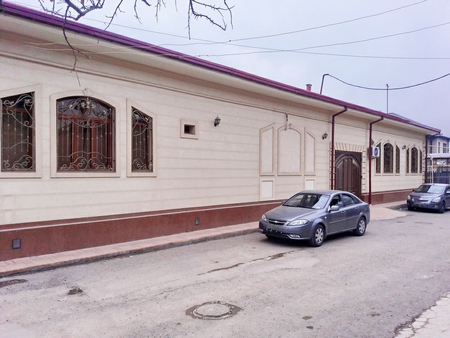 Мирзо Улугбекский район Никитина угловой евродом 2-уровневий 2 дома .