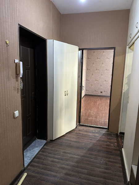 Продается квартира 2в3/2/9 Чиланзар-20а. Ор-р Парламент кафе