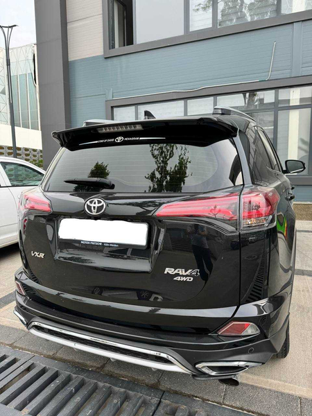 Toyota RAV4  2016 г.