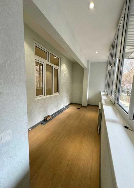 Успейте  купить квартиру в Ташкенте  4/1/4 Юнусабад  (J2718)