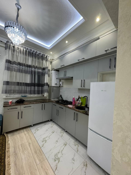 Кунлик аренда Покиза янги тоза квартира, Посуточная квартира новый