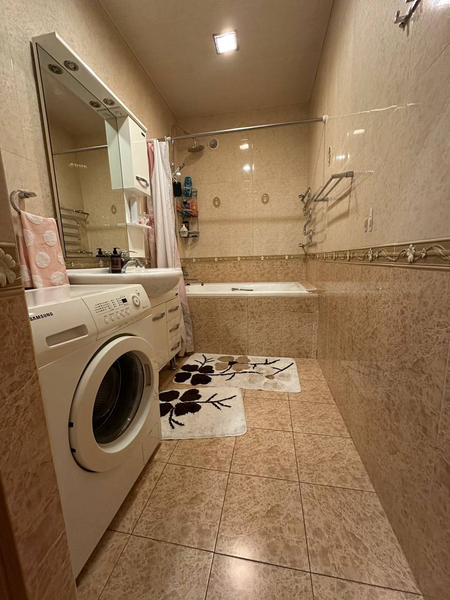 СРОЧНО Продаётся 3/8/9, 70m2, Шастри Мирзо-Улугбекский район