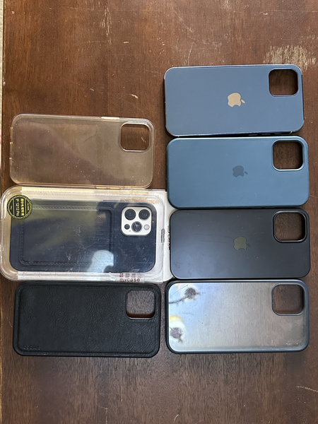 Б/У чехлы Iphone