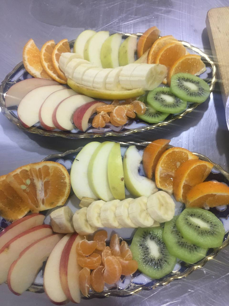Toʻy va marosimlar uchun salatlar Mevalar tayyorlaymiz