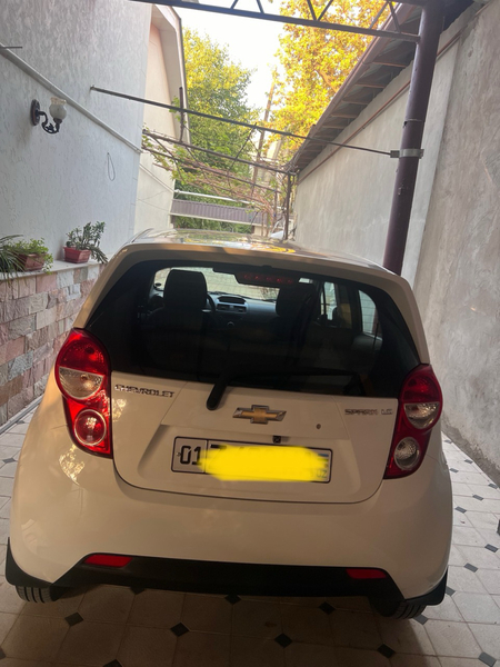 Продается spark chevrolet 2016