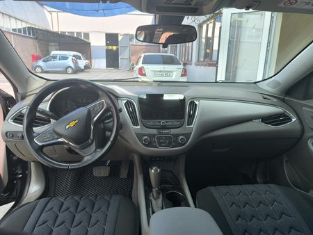 Chevrolet Malibu 2