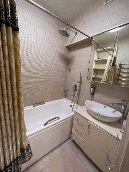 ул.Нукус,бутик Гламур,2-комнатная,6/9,60 м²,ремонт,меб/тех