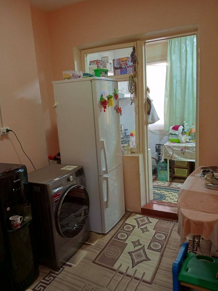 Срочно продается отличная 2х комнатная, панельная квартира на первом э