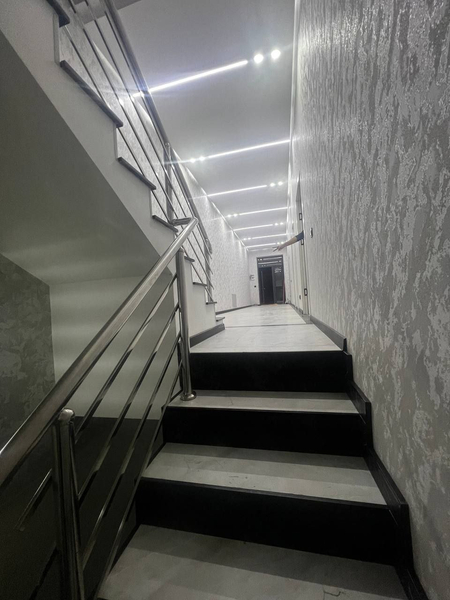 Участок, Чорток, 6 ком, 2 этажа