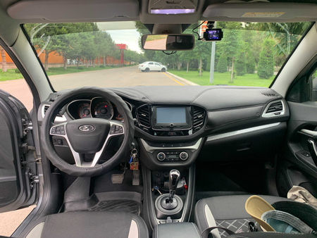 LADA VESTA CROSS 1,8 (фуловая комплектация)