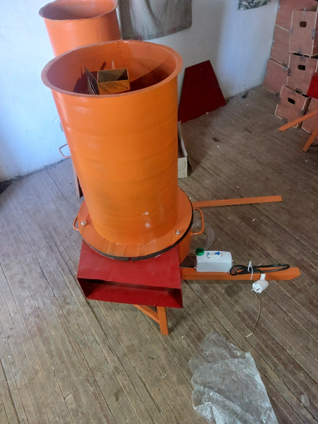 Unversal drobilka