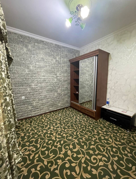 Продается квартира на 13 квартале Чиланзарского района. 3/2/4