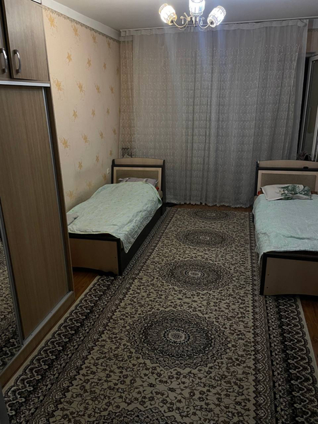 Срочно продаётс квартира Мирабадский р-н Куйлюк 2 3/4/4