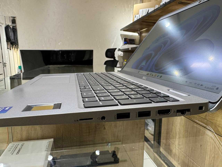 DELL Сенсорный Intel Core i7-1185G7 озу32гб 256ssd Nvidio Quadro T500
