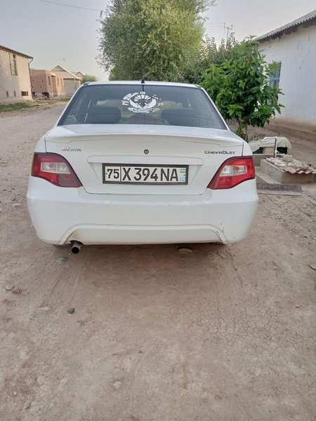 Nexia 2.  Motor 1.5