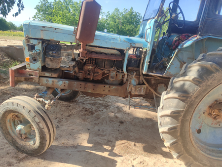 Traktor t28 komplekt.