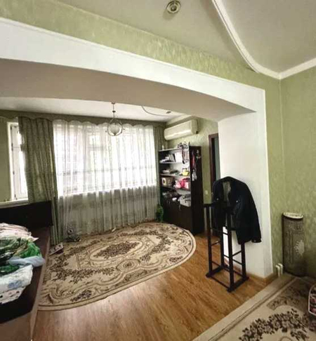 Метро Космонавт. Спецплан, 3/4/4, с ремонтом, меб.,тех. 116 м², кирпич