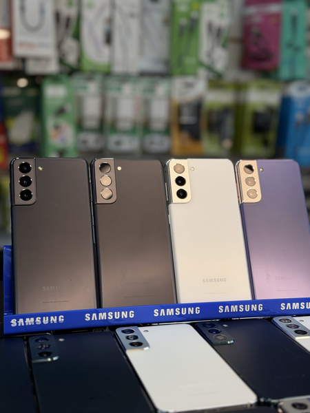 S21 8/256GB ideal sastayaniyada.