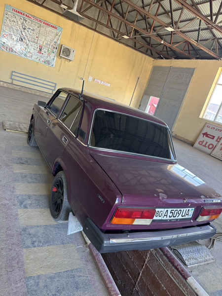 Vaz 2107 srochna sotiladi
