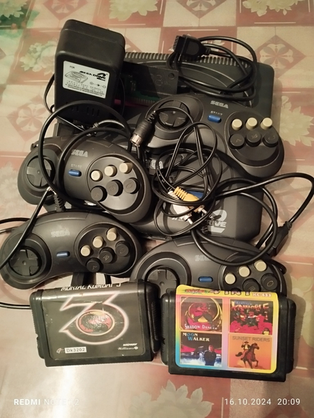 Sega Mega Drive 2 сотилади
